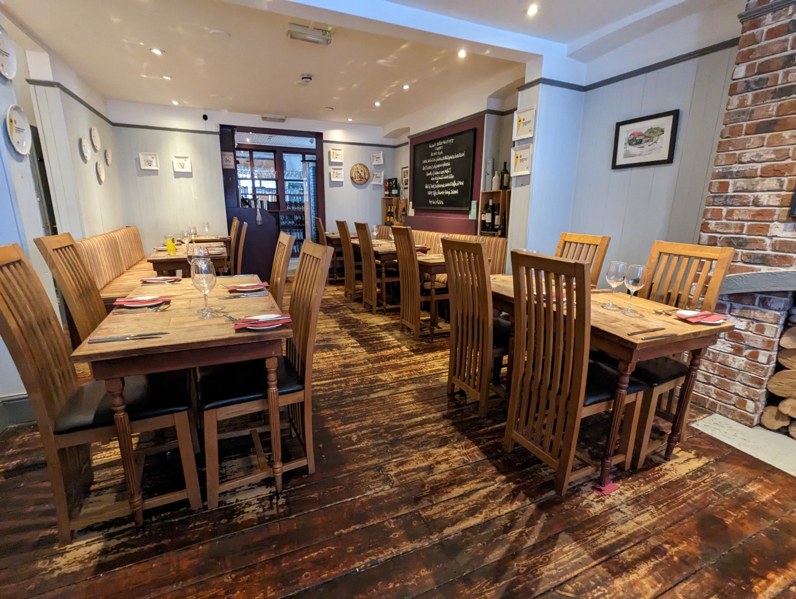 Hanson at the Chelsea Restaurant, 17 St Mary Street, Swansea, SA1 3LH ...